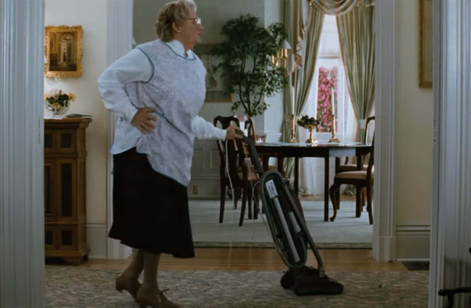Behind-The-Scenes Facts About Mrs. Doubtfire