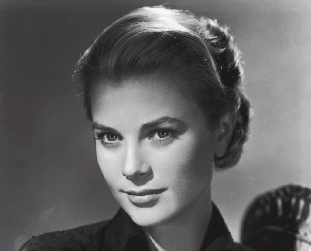 The Tragic Story Of Grace Kelly, Hollywood's Fallen Princess