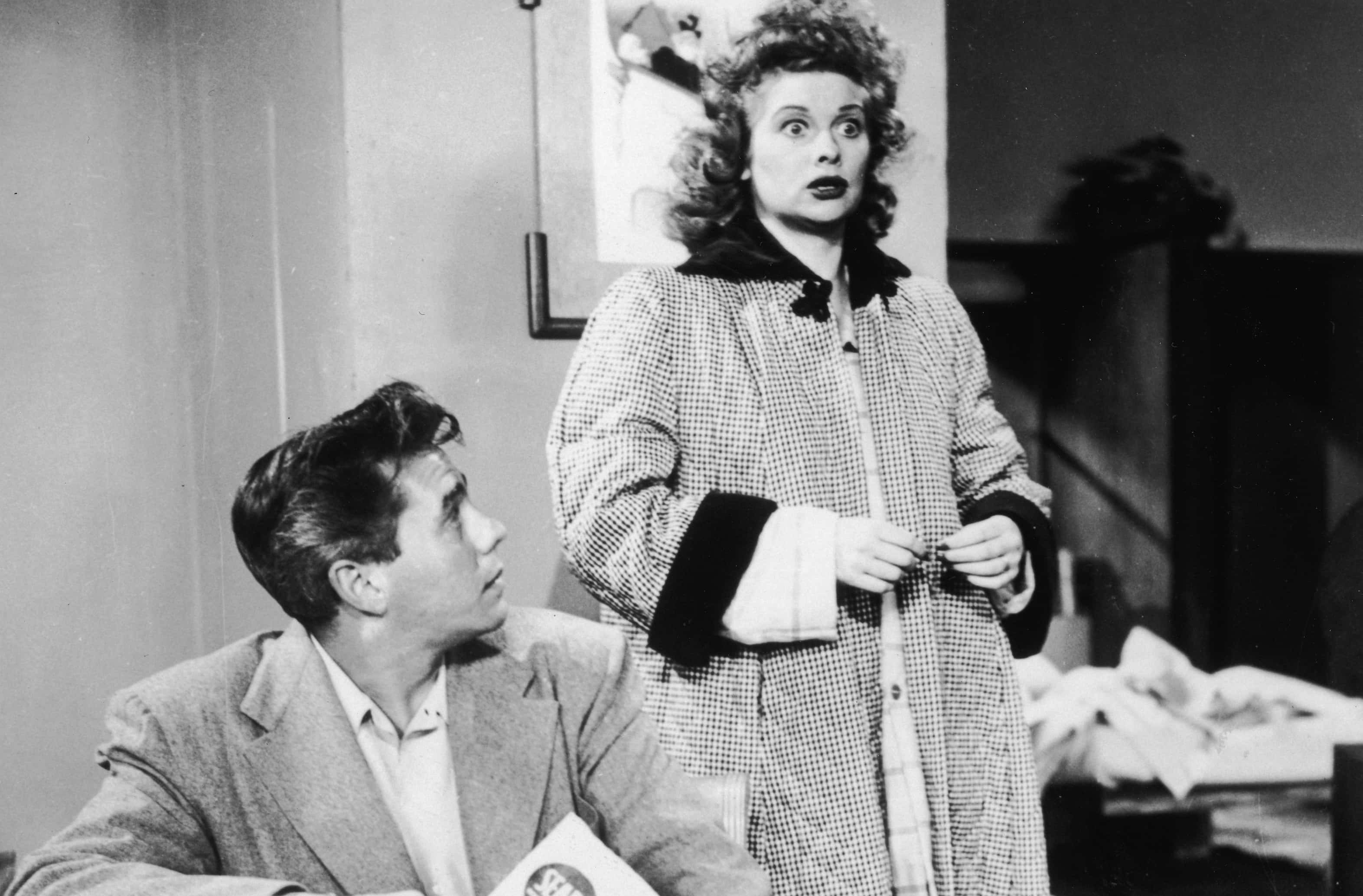 What Really Happened Off-Camera In The Most Iconic TV Shows Of The Past