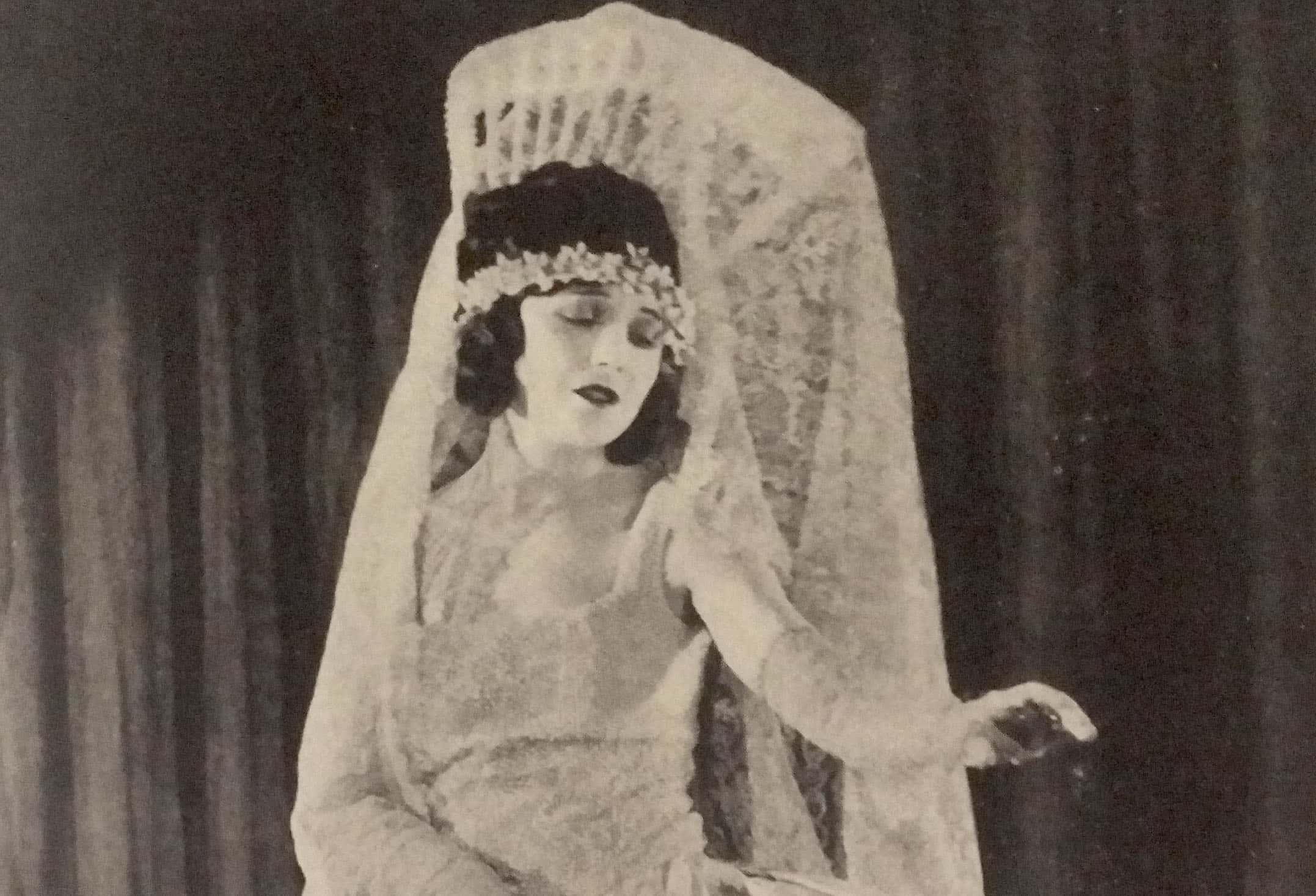 Seductive Facts About Pola Negri, The Original Femme Fatale