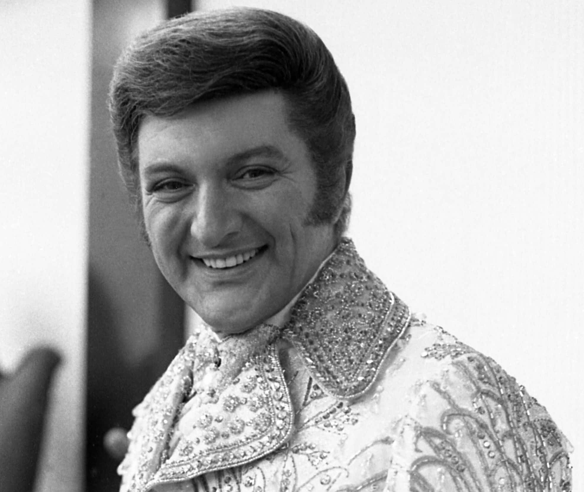 Flamboyant Facts About Liberace, The Scandalous Showman