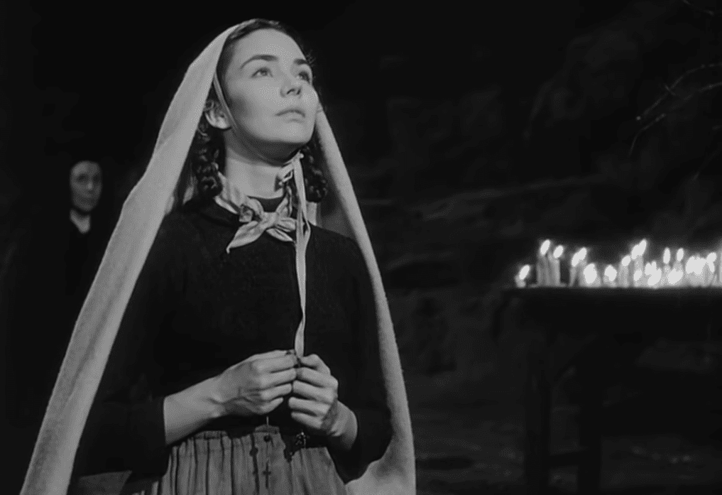Reluctant Facts About Jennifer Jones, The Unlikely Superstar