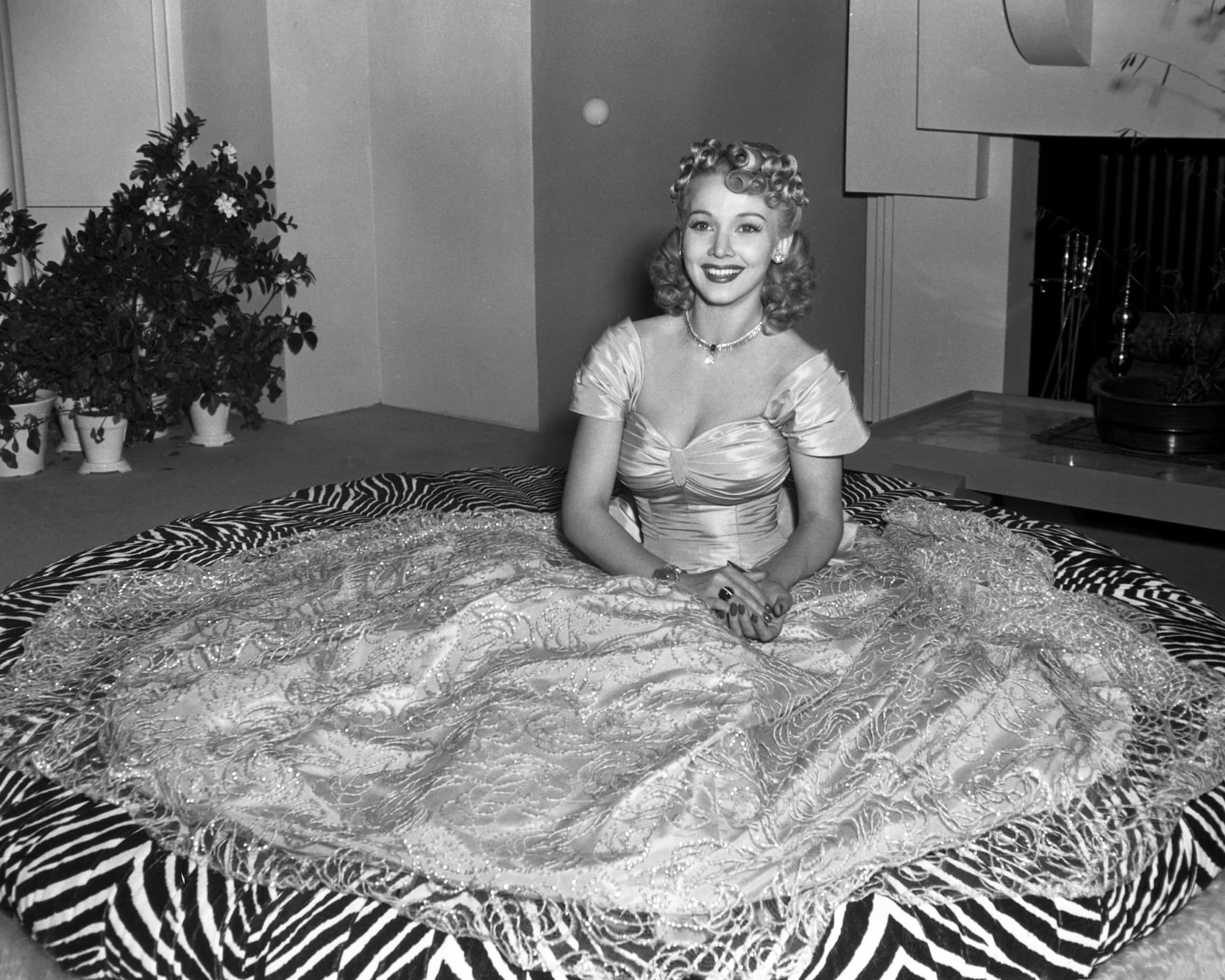 Suspicious Facts About Carole Landis, The Tragic Blonde