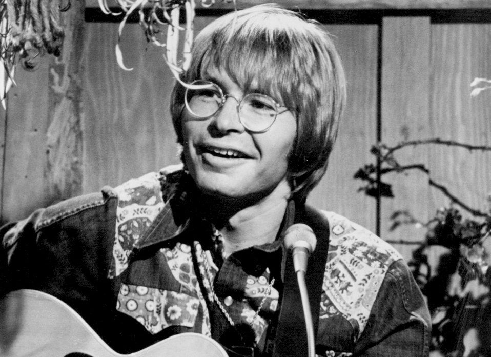 Gloomy Facts About John Denver, America’s Favorite Country Boy