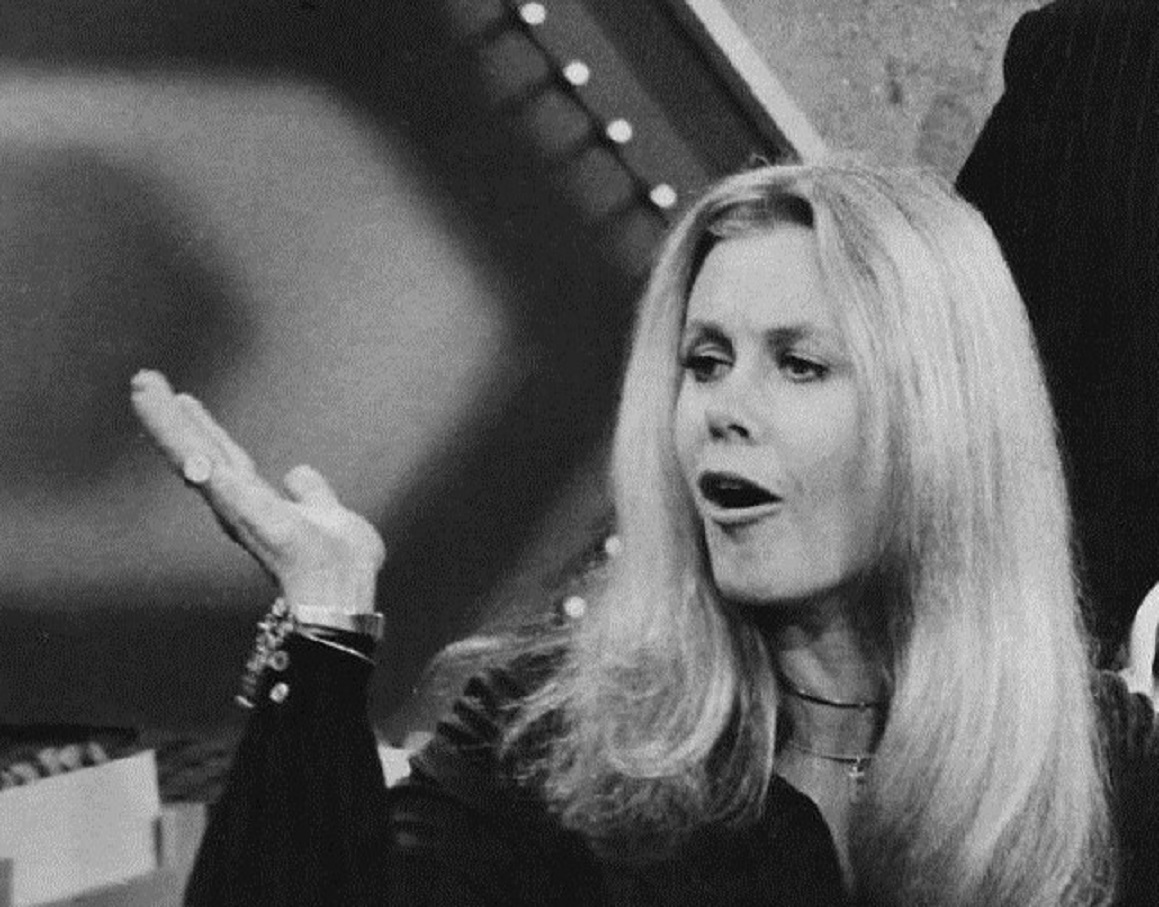 Spellbound Facts About Elizabeth Montgomery, TV’s Angelic Enchantress