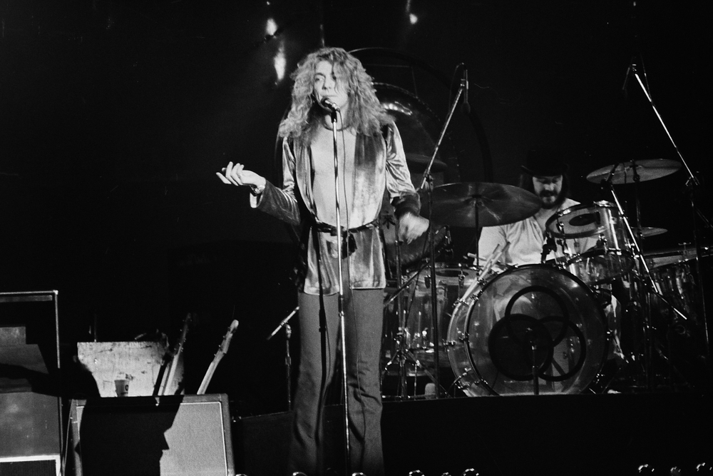 Pink Floyd vs. Led Zeppelin: Who Is the Greatest Rock Band Ever?