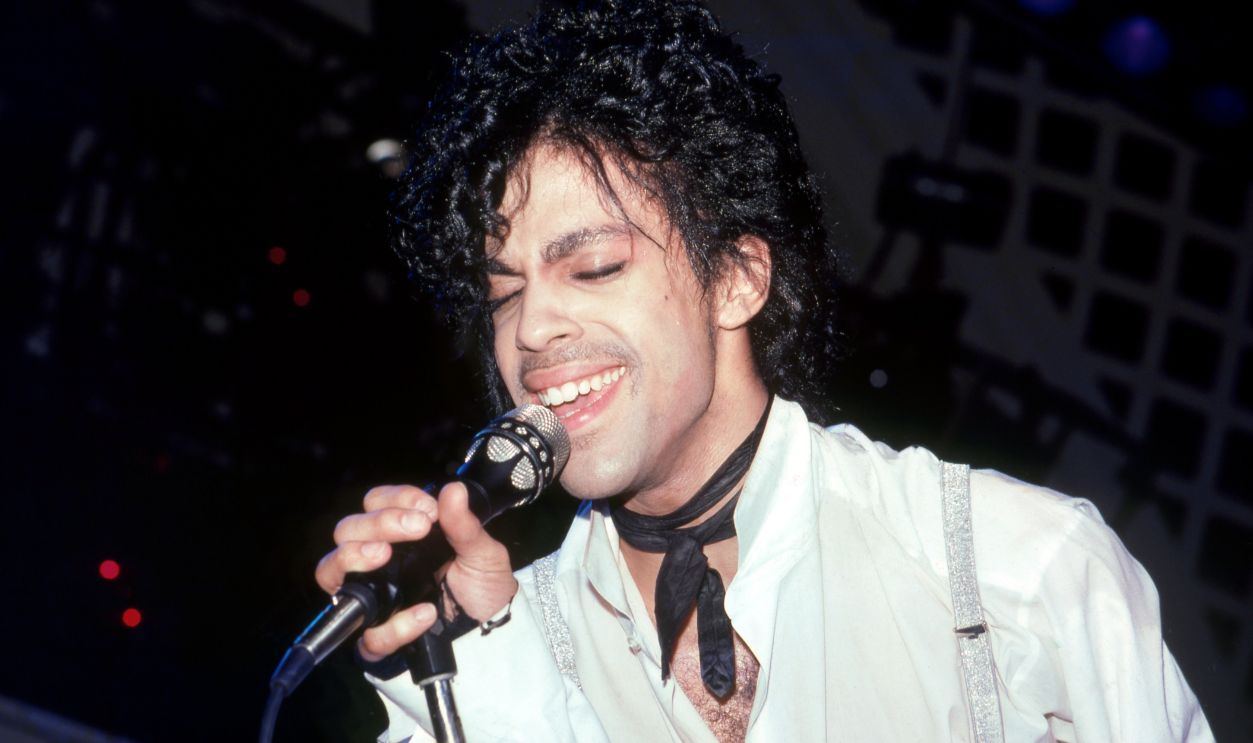 When Prince fought Warner Bros., he scrawled “slave” on his face—and ...