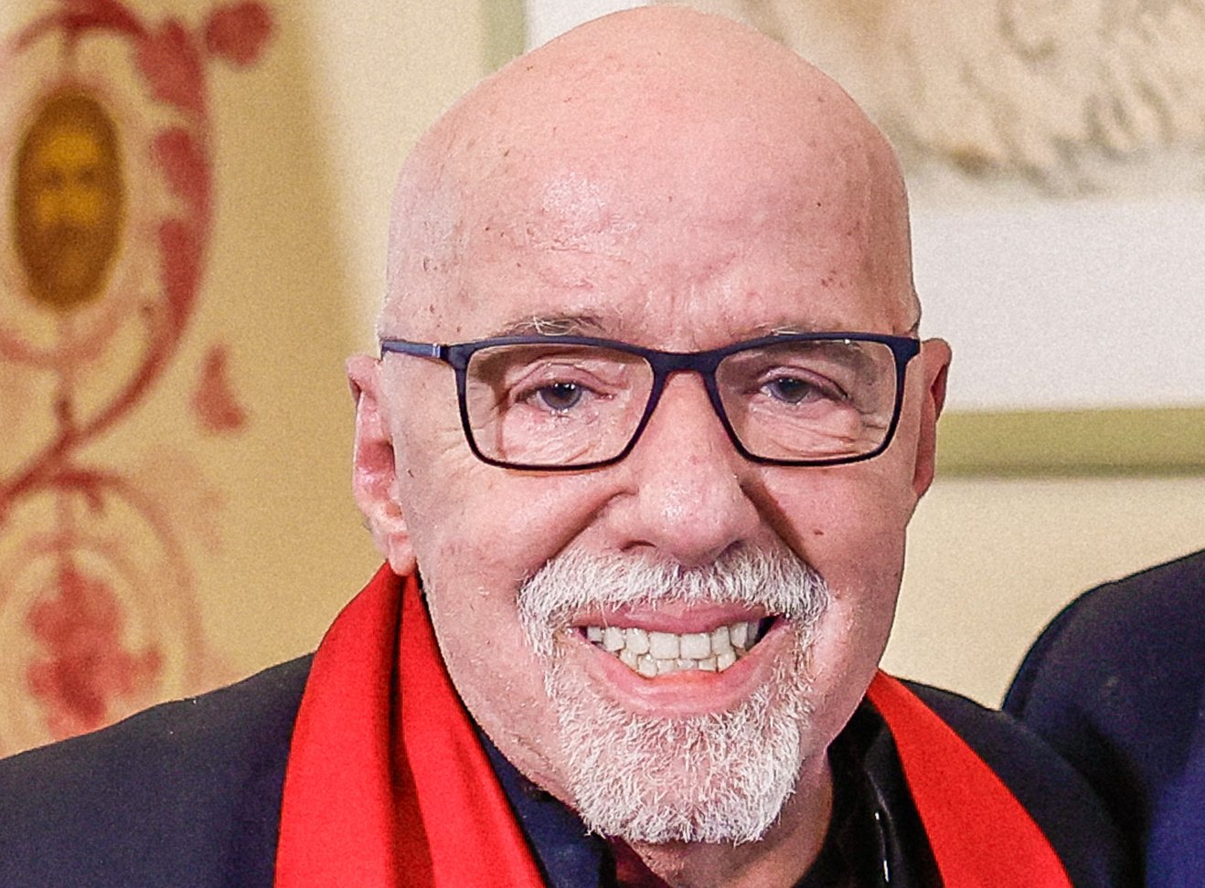 44 Authors Who Changed Literature Forever And Sold More Books Than You ...