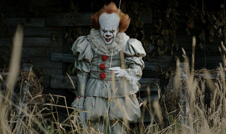 22 Insanely Creepy Scenes That Will Leave You Paralyzed With Fear