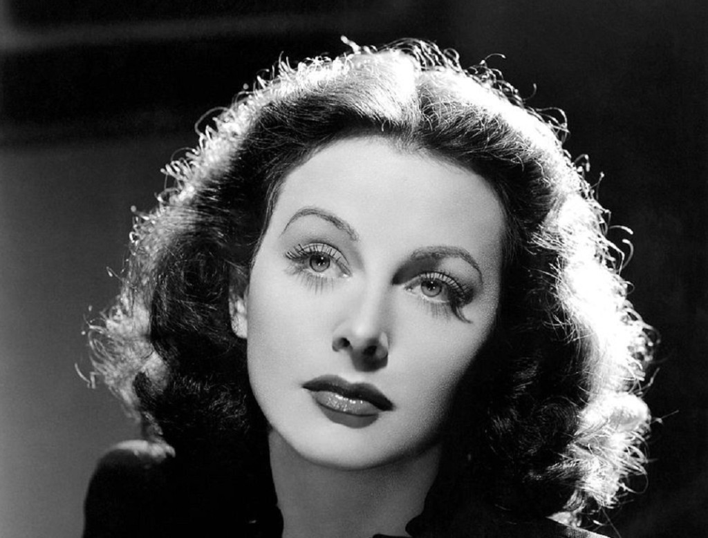 Photos Of The Most Beautiful Old Hollywood Actresses