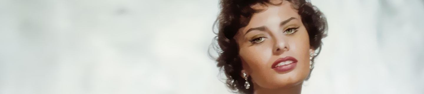 Photos Of Old Hollywood Actresses Who Aged Beautifully