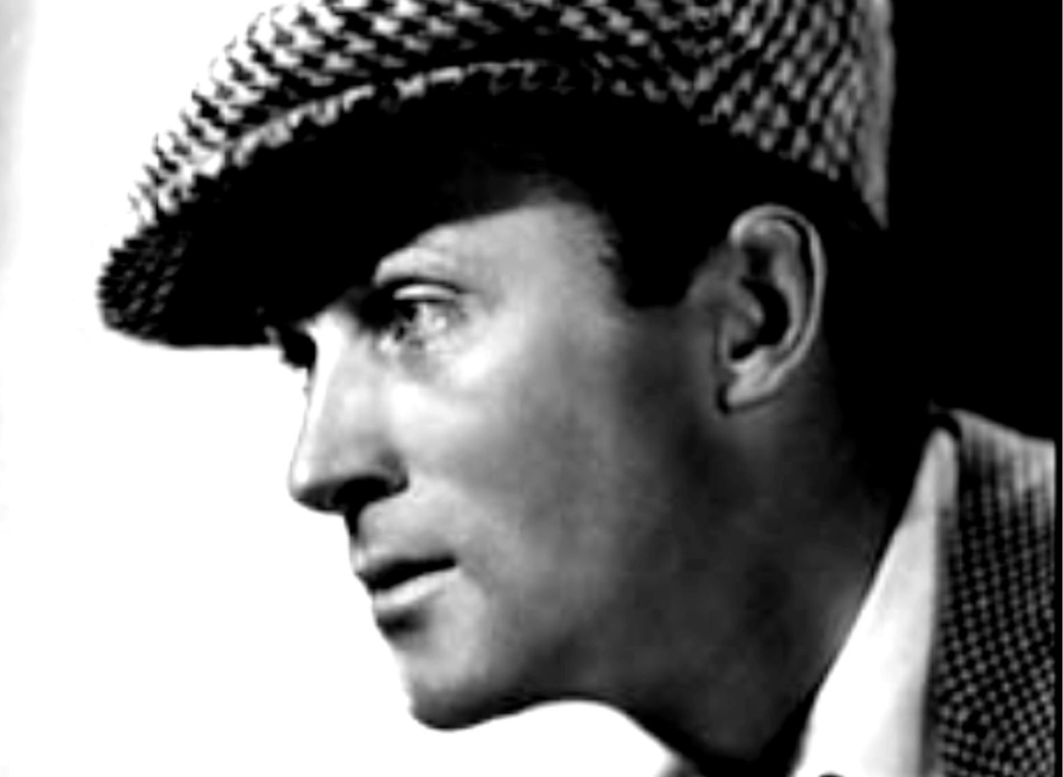 Photos Of The Most Handsome Old Hollywood Actors