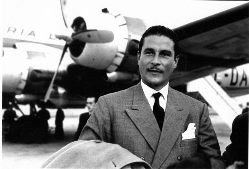 Photos Of The Most Handsome Old Hollywood Actors