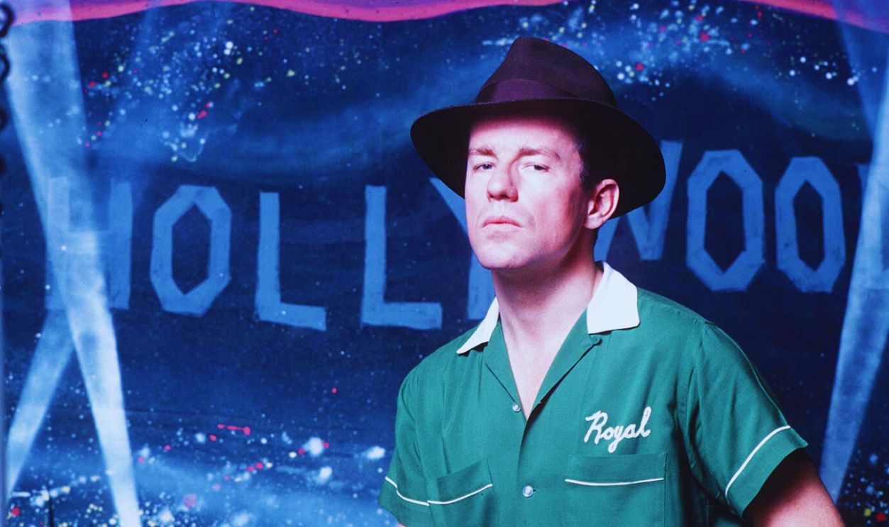 Phil Hartman voiced dozens of Simpsons characters before his tragic ...