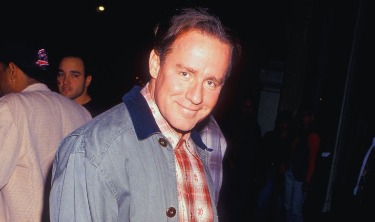 Phil Hartman voiced dozens of Simpsons characters before his tragic ...