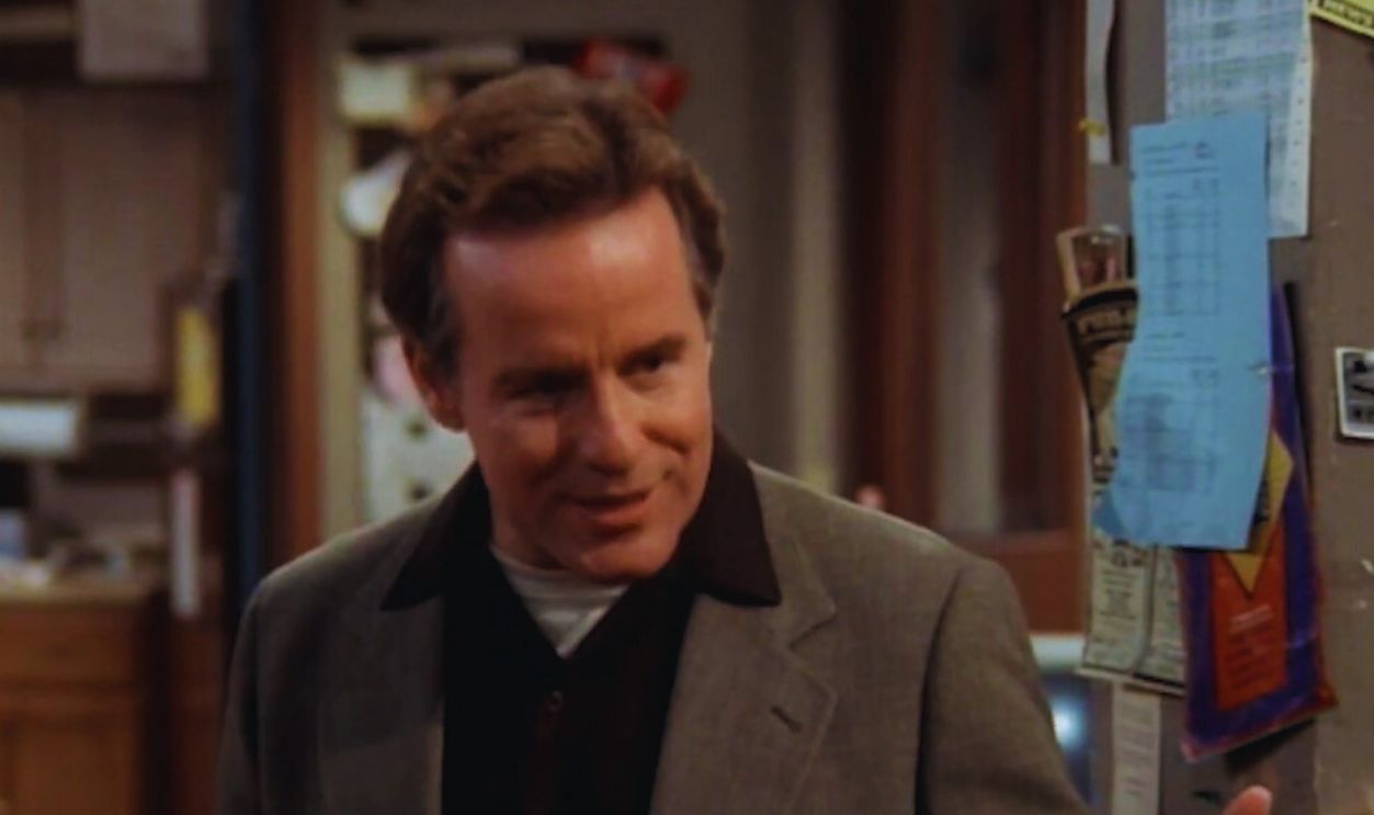 Phil Hartman voiced dozens of Simpsons characters before his tragic ...