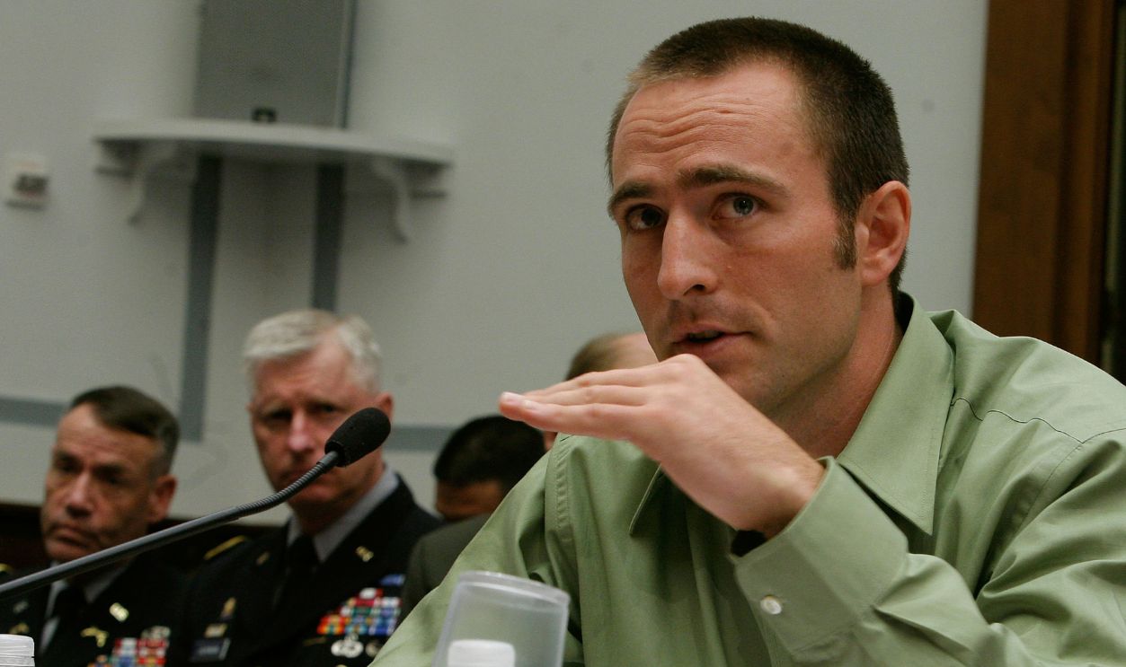 Pat Tillman left the NFL to fight in Afghanistan—then died by friendly ...