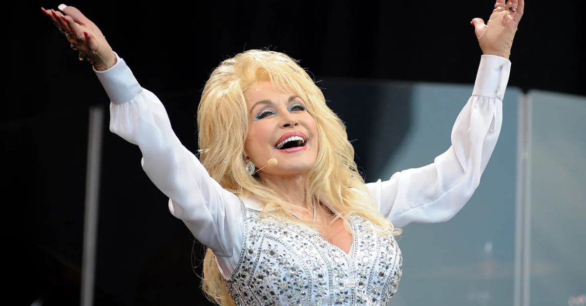 Dolly Parton wrote “I Will Always Love You” as a goodbye to her mentor ...