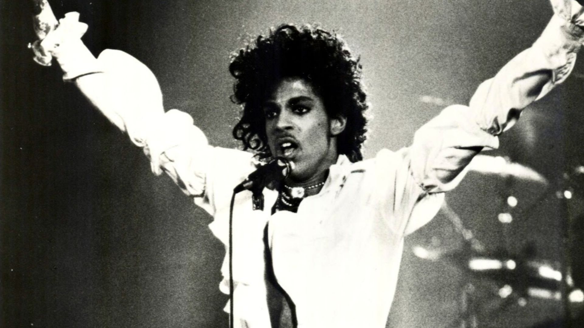 When Prince fought Warner Bros., he scrawled “slave” on his face—and ...