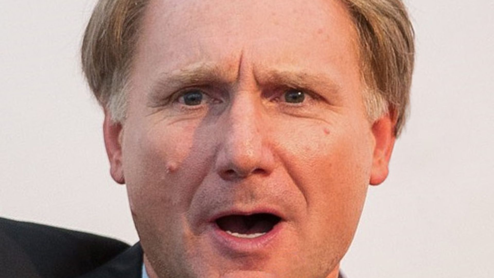 44 Authors Who Changed Literature Forever And Sold More Books Than You ...