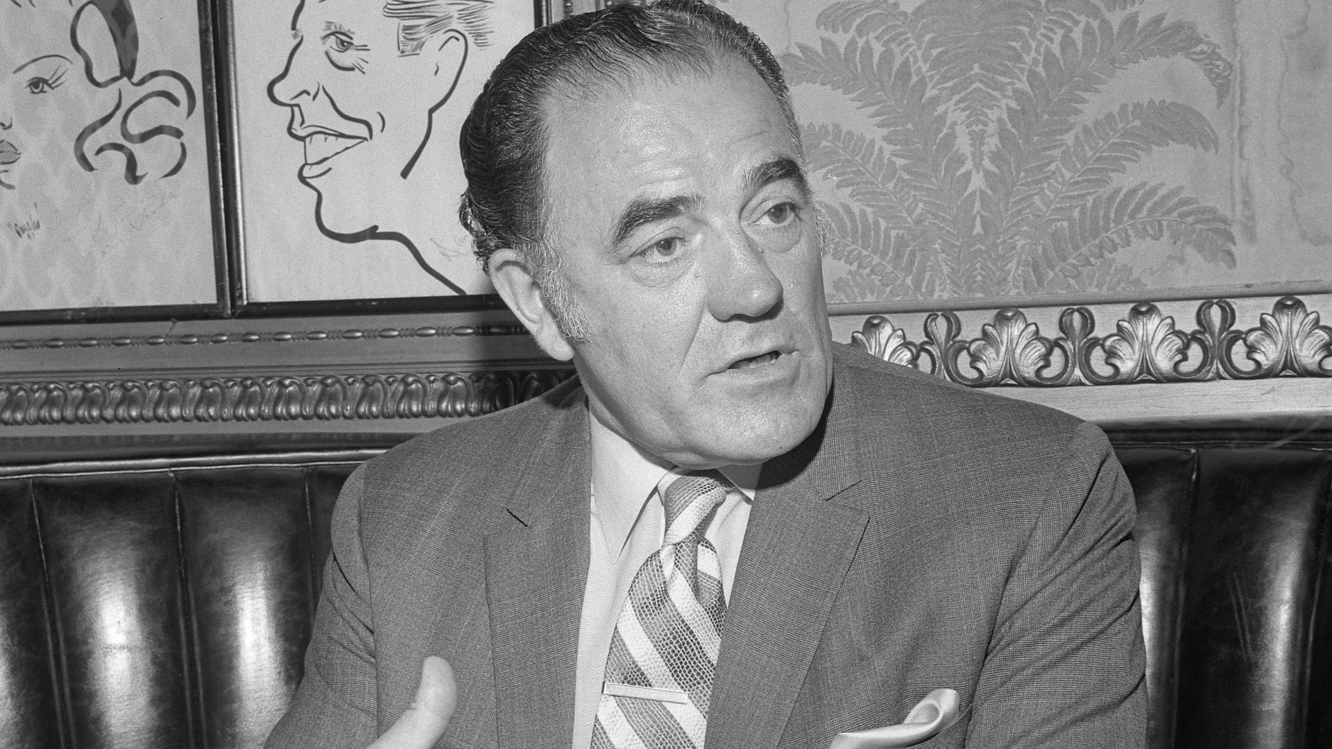 44 Authors Who Changed Literature Forever And Sold More Books Than You ...