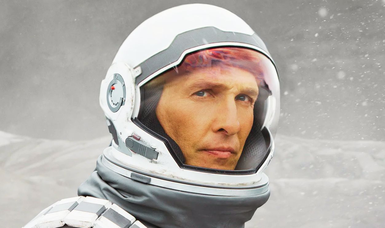 44 Must-Watch Movies Set In Space