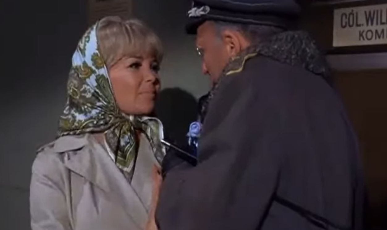 The Real-Life Stories Of 8 Hogan's Heroes Characters