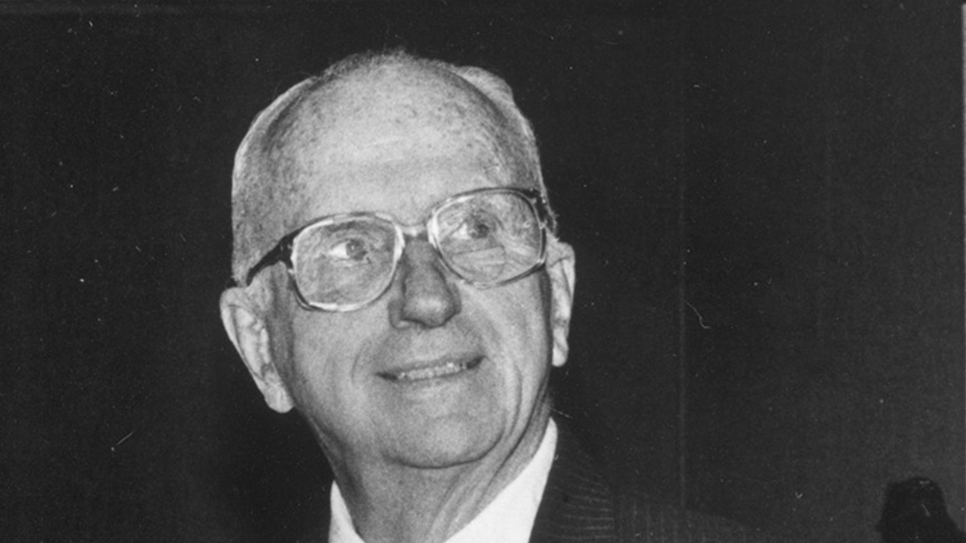 Every Number 1 Song, Show, Movie And More From 1975—Ready To Feel ...