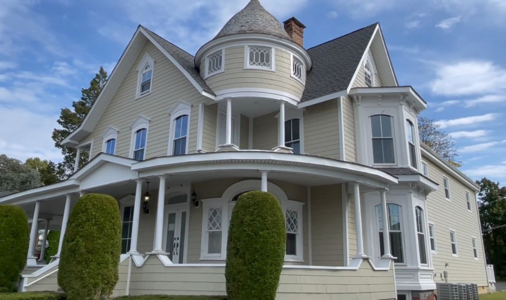 Iconic Movie And TV Houses You Can Actually Visit