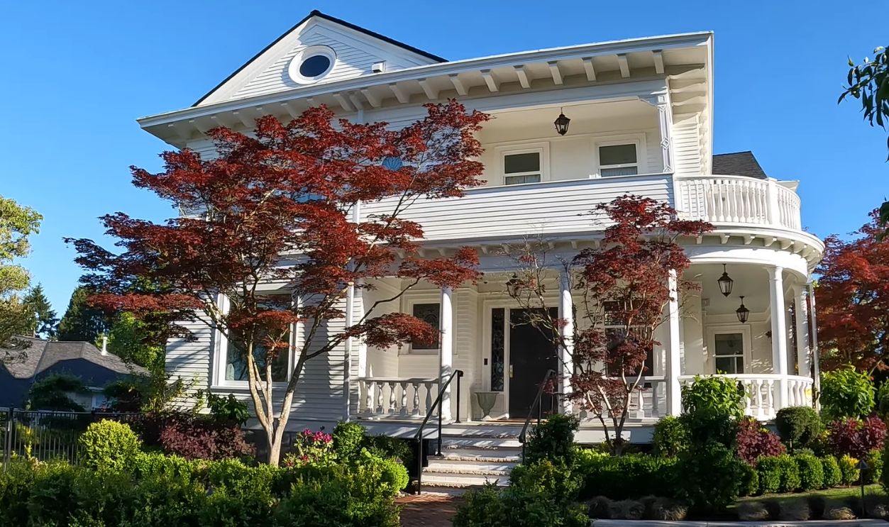 Iconic Movie And TV Houses You Can Actually Visit