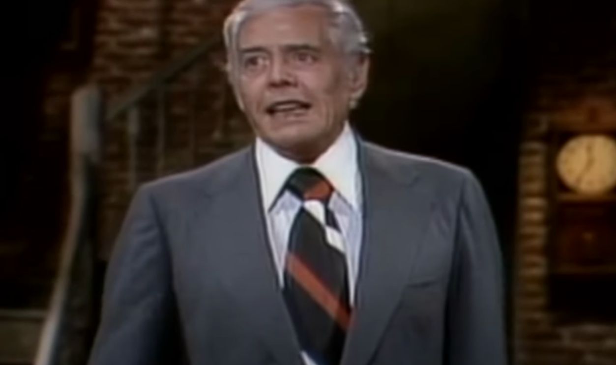 Every Host And Musical Guest From SNL’s First Season—Do You Remember ...
