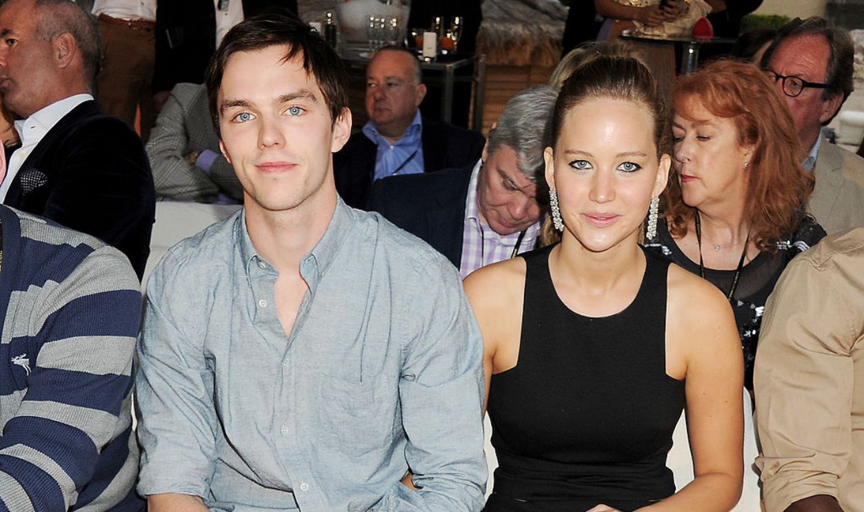 Divorced Actors Who Were Forced To Star In The Same Movie & You Can Tell